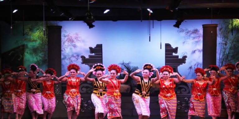 Seni Tari Kontemporer: Pengertian, Ciri, Tujuan Dan Contohnya ...