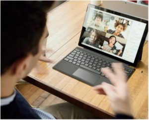 Pengertian Virtual: Komunikasi Nyata Menggunakan Perangkat Teknologi ...