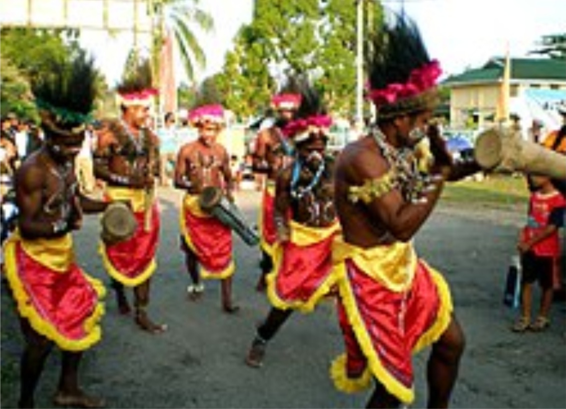 10 Ragam Upacara Adat Papua dan Filosofi Di Baliknya! – Gramedia Literasi