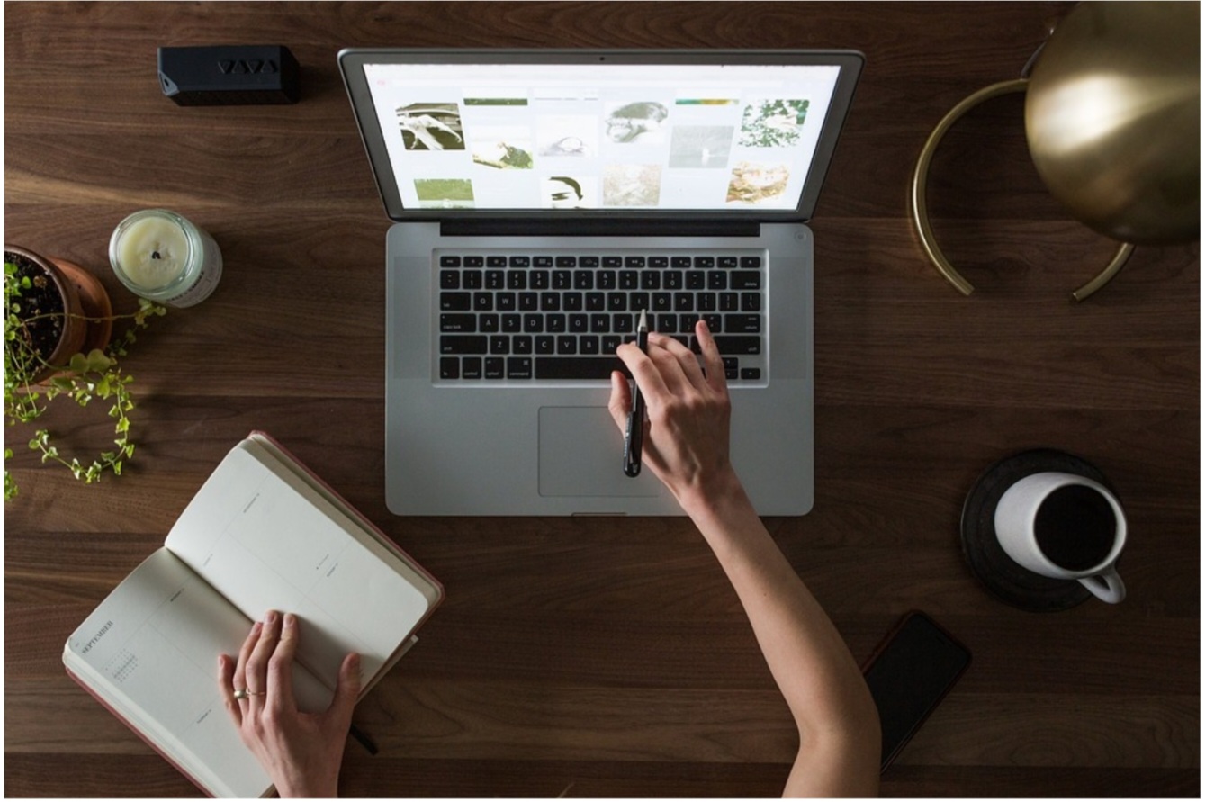 Tinjauan Pustaka: Pengertian, Fungsi, Manfaat, dan Contoh-Nya ...