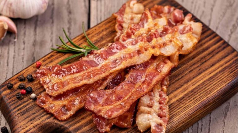 Bacon: Proses Pembuatan, Cara Memilih, dan Cara Memasaknya – Gramedia ...