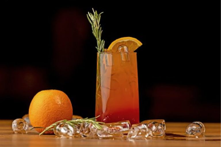12 Resep Mocktail Segar yang Bisa Kamu Buat Sendiri di Rumah – Gramedia ...