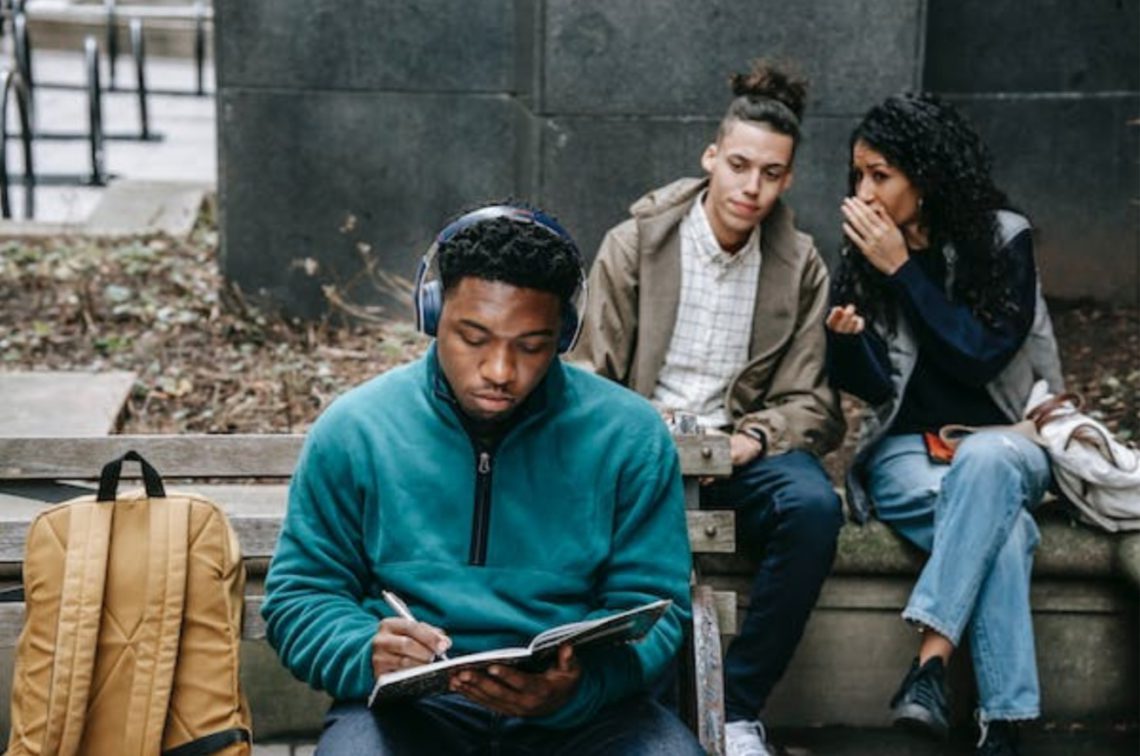 Pengertian Psikologi, Jenis, dan Manfaat Mempelajarinya – Gramedia Literasi