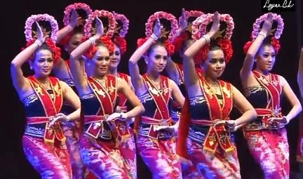 Tari Yapong: Asal Usul, Properti Hingga Pola Lantai dan Gerakannya ...