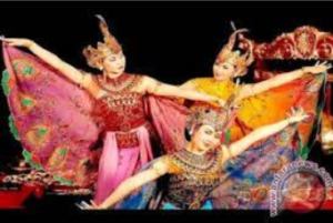 Tari Merak: Sejarah, Makna, Ciri, Kostum, hingga Gerakannya – Gramedia ...