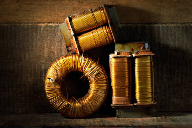 Trafo (Transformator): Pengertian, Fungsi, Karakteristik, dan Jenis ...