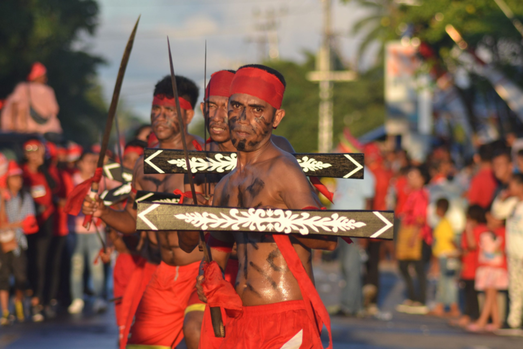 Tari Perang atau Tari Falabea Papua: Sejarah, Properti dan Gerakannya ...