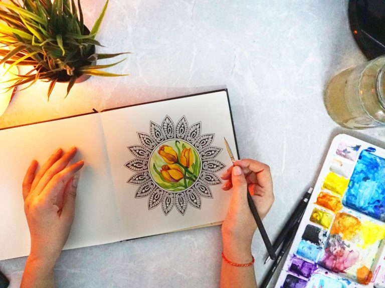 Contoh Seni Rupa Asli Indonesia beserta Unsur dan Jenisnya – Gramedia ...