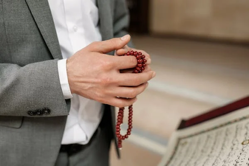 Pengertian Sholat Tasbih dan Doa Sholat Tasbih – Gramedia Literasi