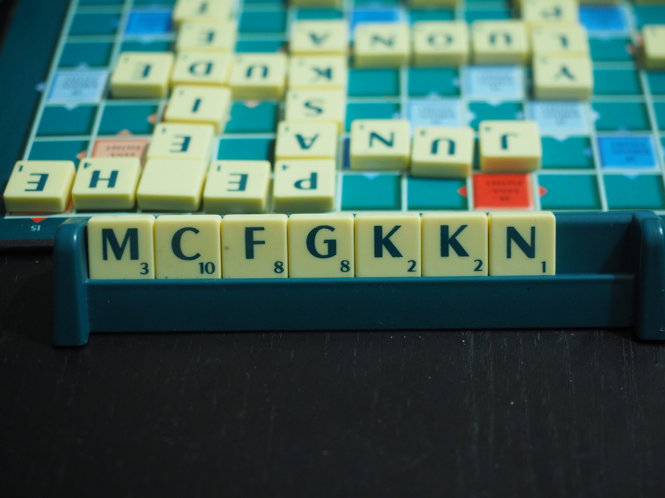 Mengenal Huruf Konsonan dan Perbedaan dengan Huruf Vokal – Gramedia ...