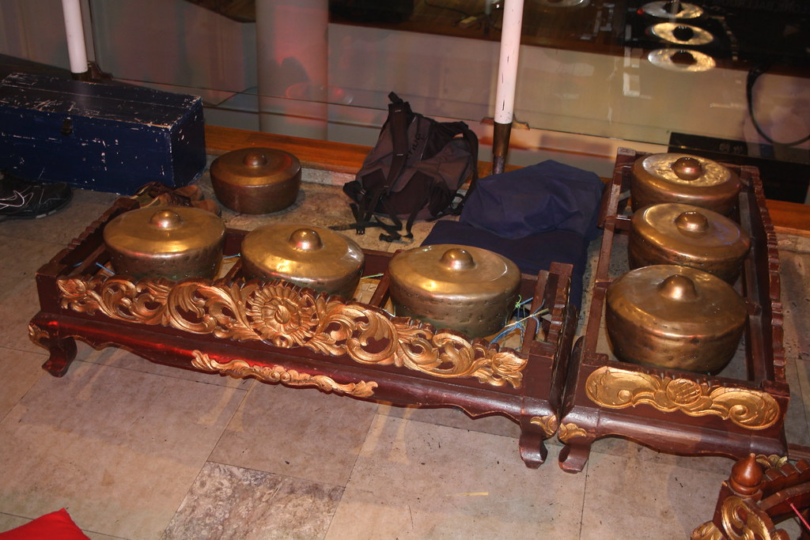 29 Alat Musik Khas Jawa Barat, Jawa Tengah, dan Jawa Timur – Gramedia ...