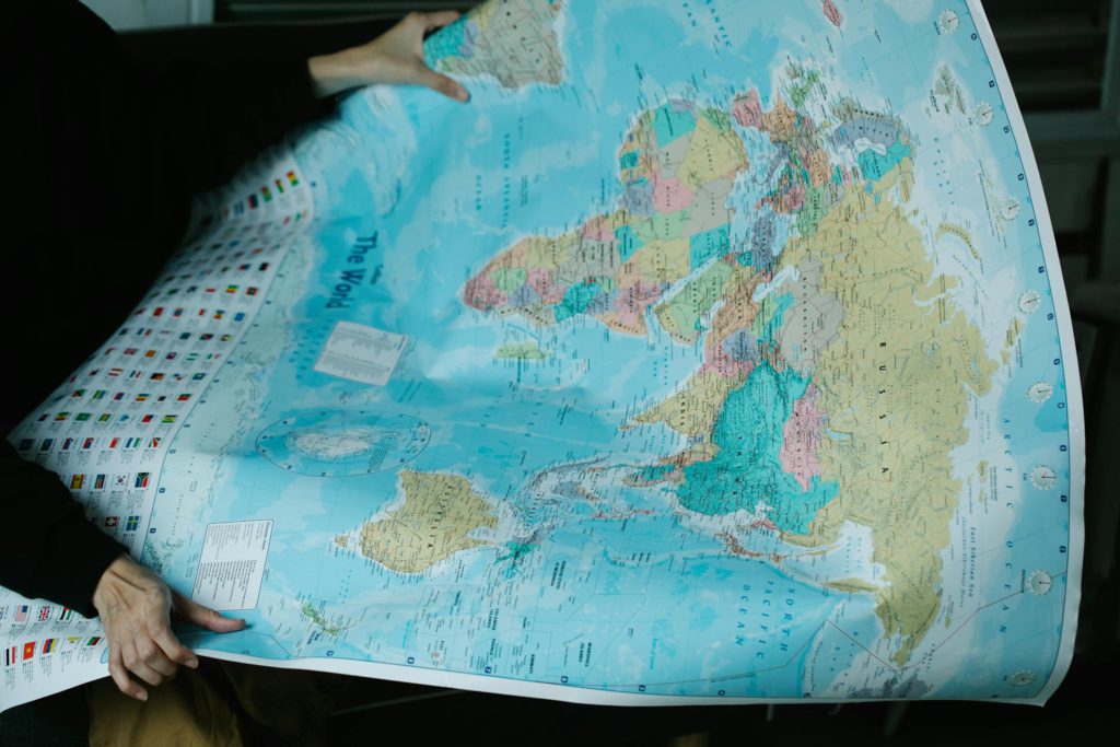 Panduan Lengkap Memahami Unsur dan Komponen dalam Peta – Gramedia Literasi