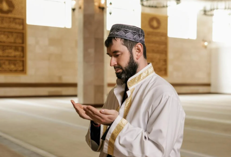 Nikah Mut’ah Adalah: Pengertian, Sejarah, dan Hukum Islam – Gramedia ...