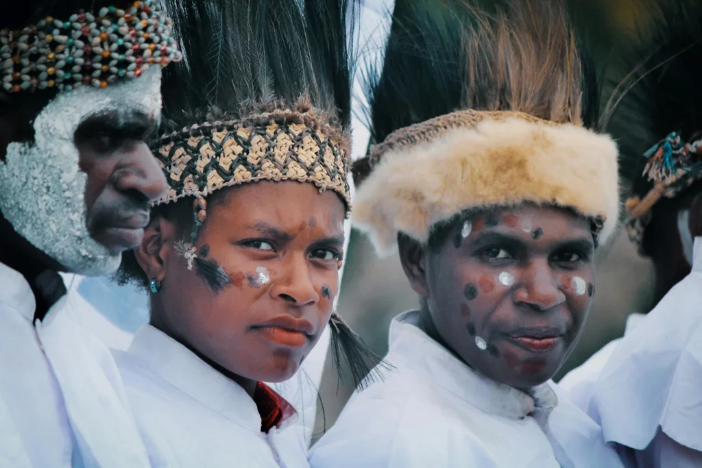 Budaya Papua: Asal-Usul dan Jenisnya Lengkap! – Gramedia Literasi
