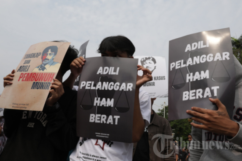Konsep Hak Asasi: Pengertian, Sejarah, Teori dan Prinsipnya – Gramedia ...